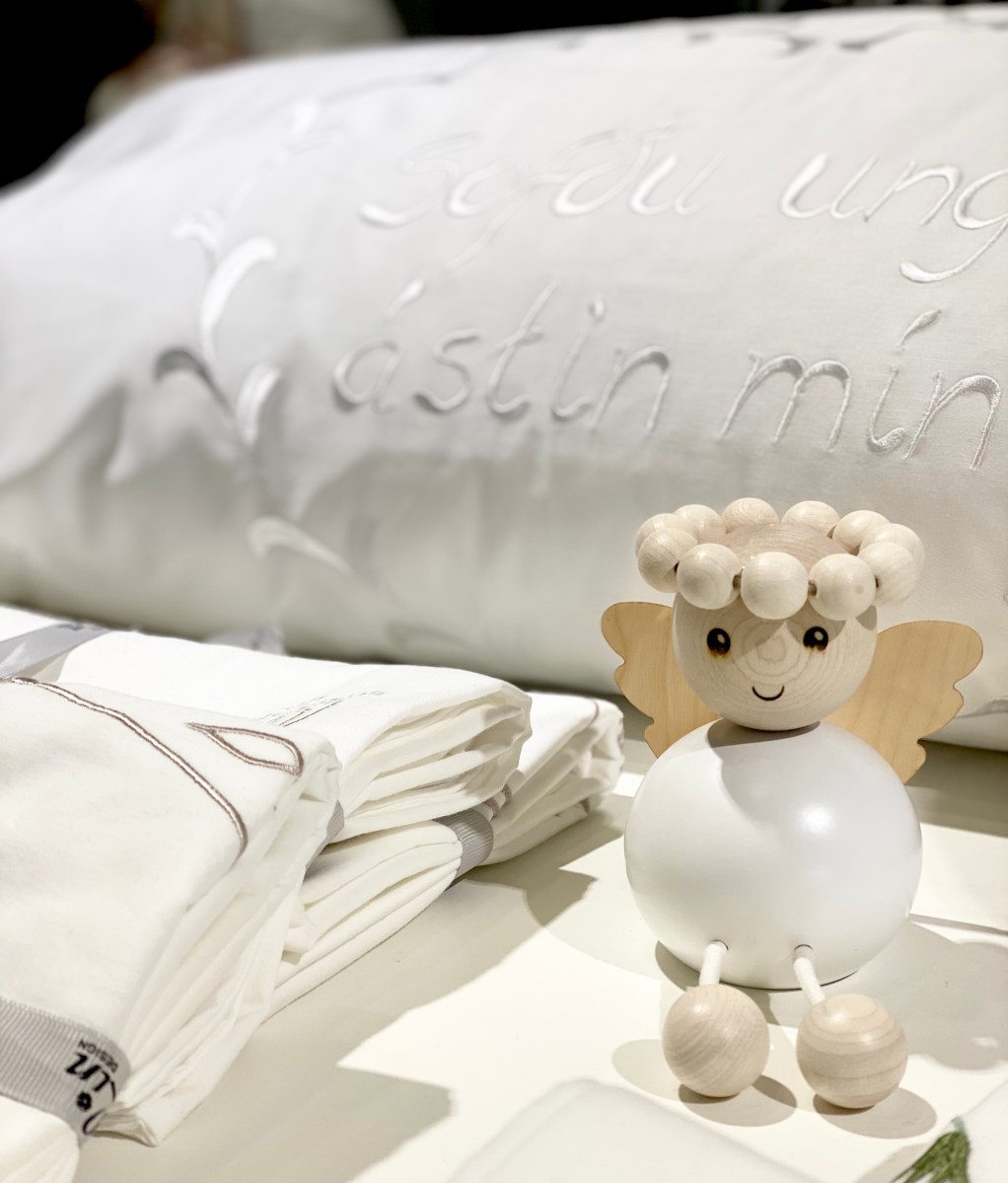 Fallegar og dúnmjúkar sængurgjafir – BJARGEY & CO.